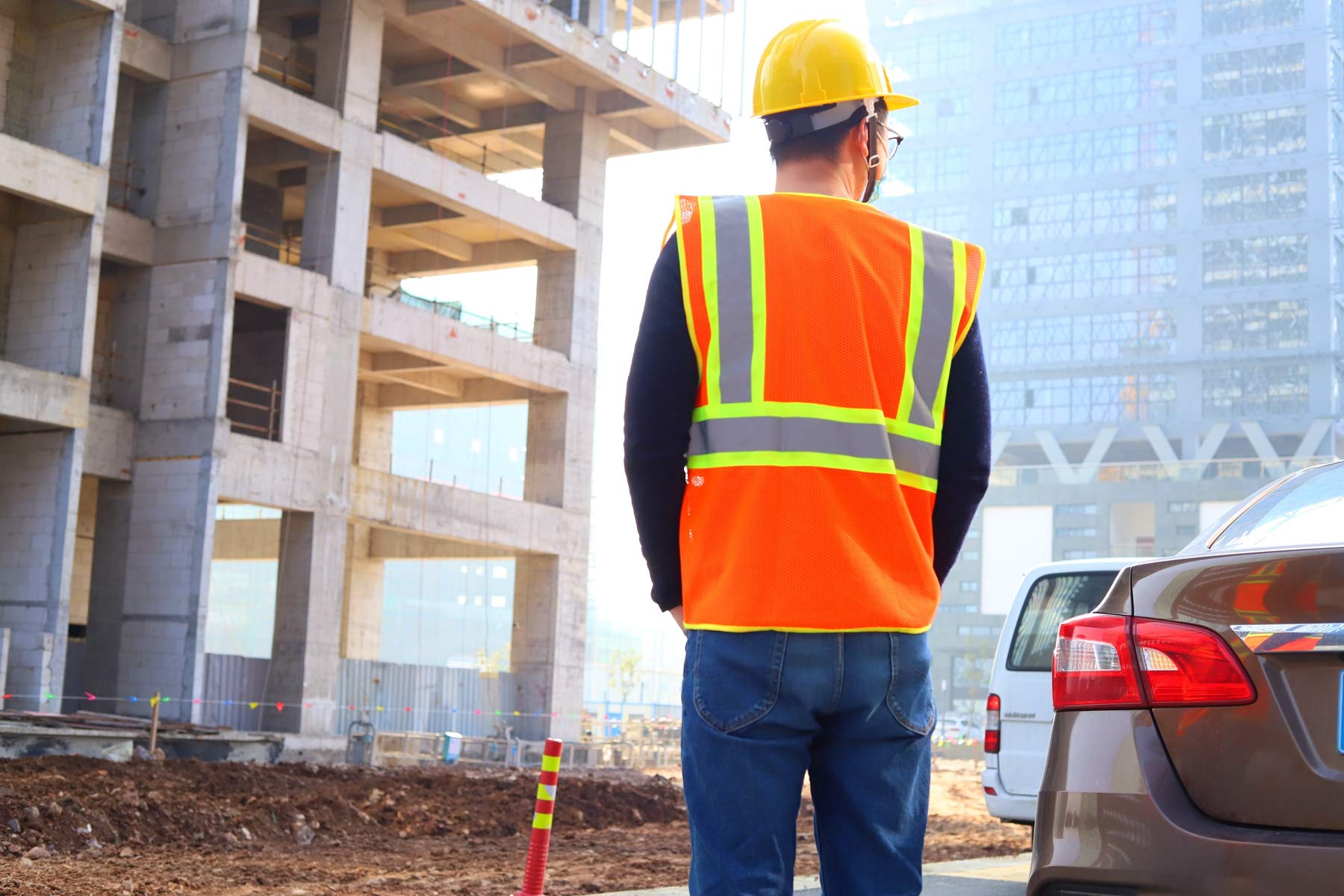 Why Every Workplace Needs a High-Quality Safety Vest